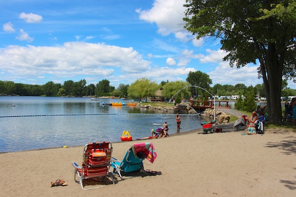 accueil Résidence Hibiscus Québec Pointe-Calumet Location de chambres